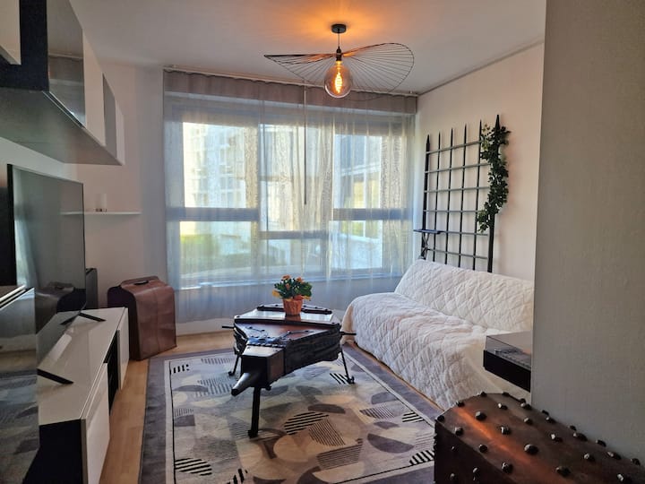 Nid Douillet Entre Paris & Disney - Noisy-le-Grand