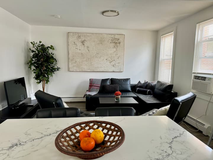 3 Bedrooms 15 Min By Bus Times Sq - New York City