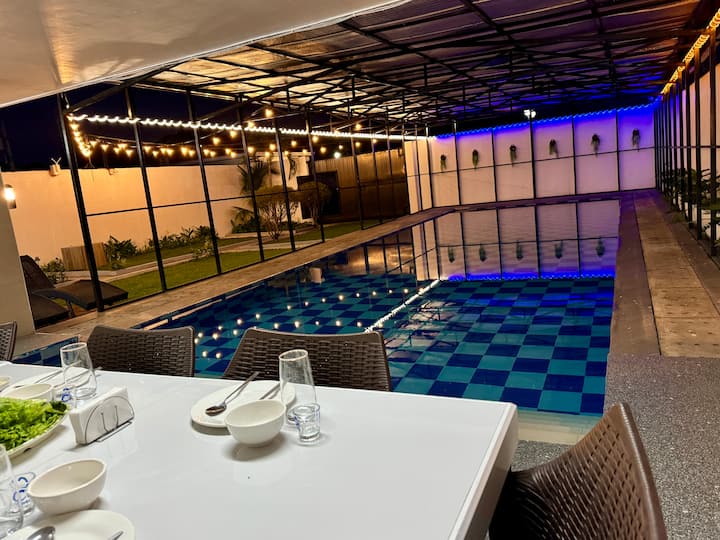 Jm Villa Grande D6 (6bedr 1livingr Bbq Haus 12pax) - Ángeles