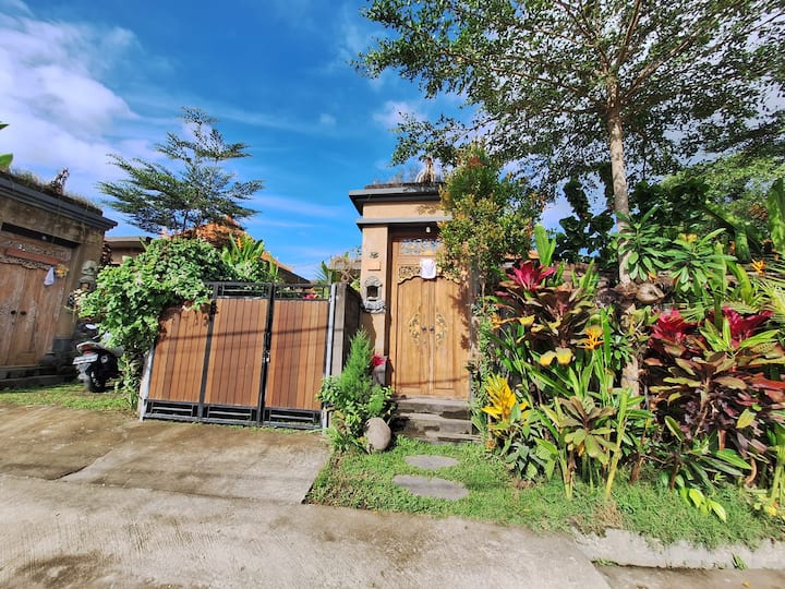 Di Sewakan Villa Pribadi - Bali