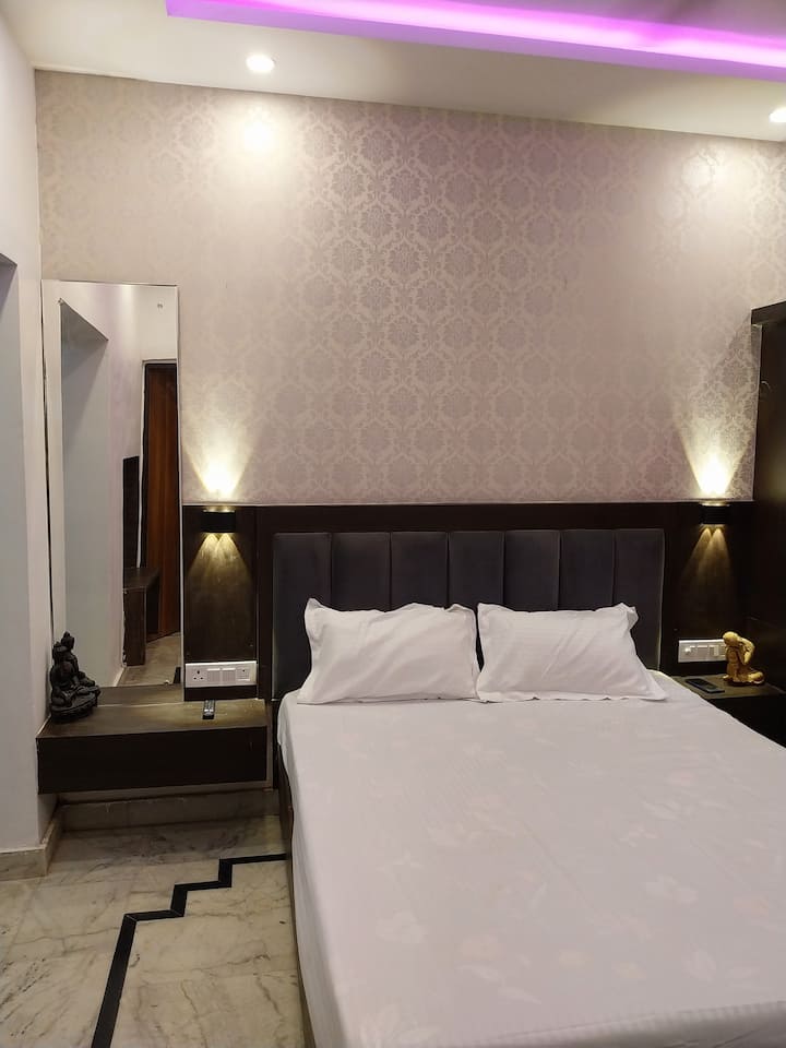 Cozy Cottage - Lucknow