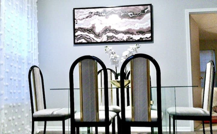 Tranquil*3br/2ba*nr I35*long-termstays*sleeps6*prk - Olathe, KS