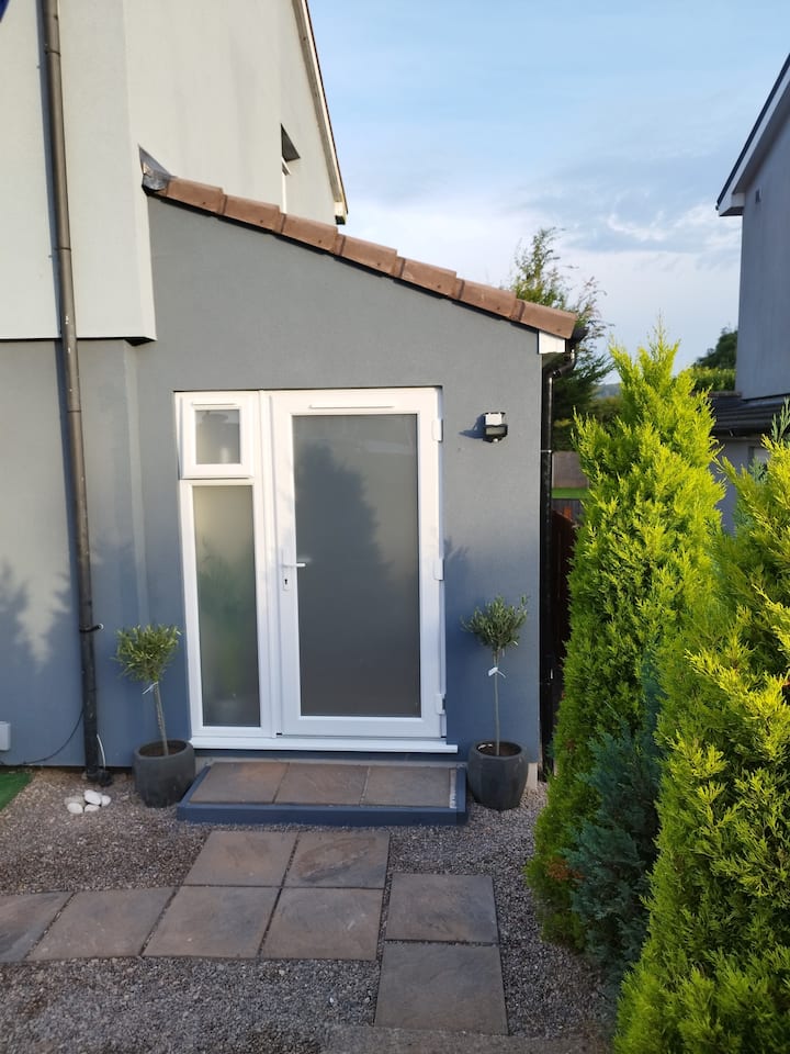Bright Annex/private Bathroom - Bristol