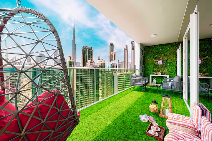 2br Burj Khalifa View | Downtown | Balcony Living - Dubai