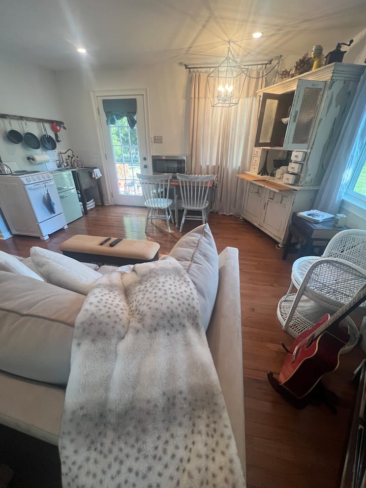 The Vintage Shack - New Hope, PA