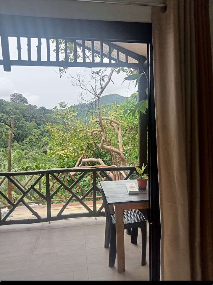 Irestaran Guesthouse Serenity Lodge - El Nido