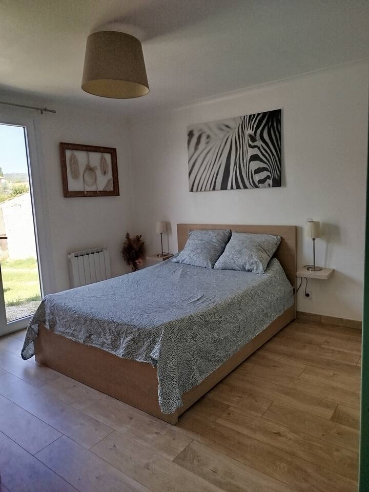Les 2 Chambres Du Bonheur/jacuzzi (Option) - Calvisson