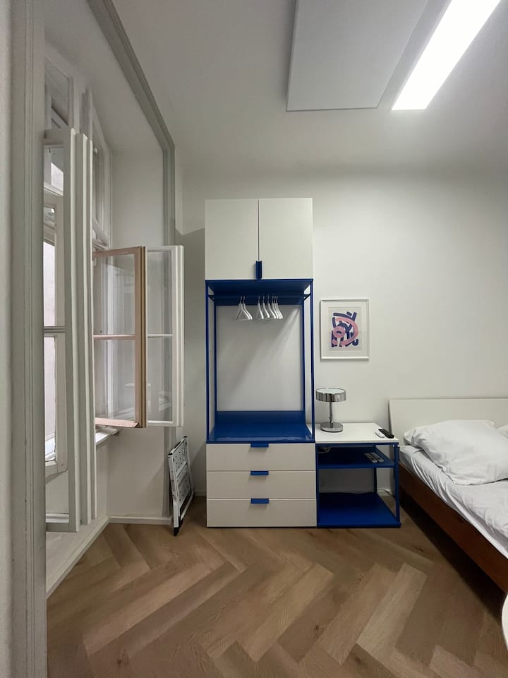 Die Wiener Lerche -  Josefstadt & Nahe Ringstraße - Vienne