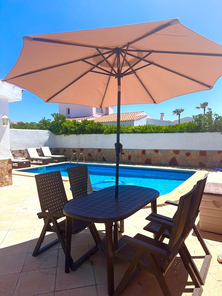 Chalet Con Piscina Junto Al Mar - Minorca