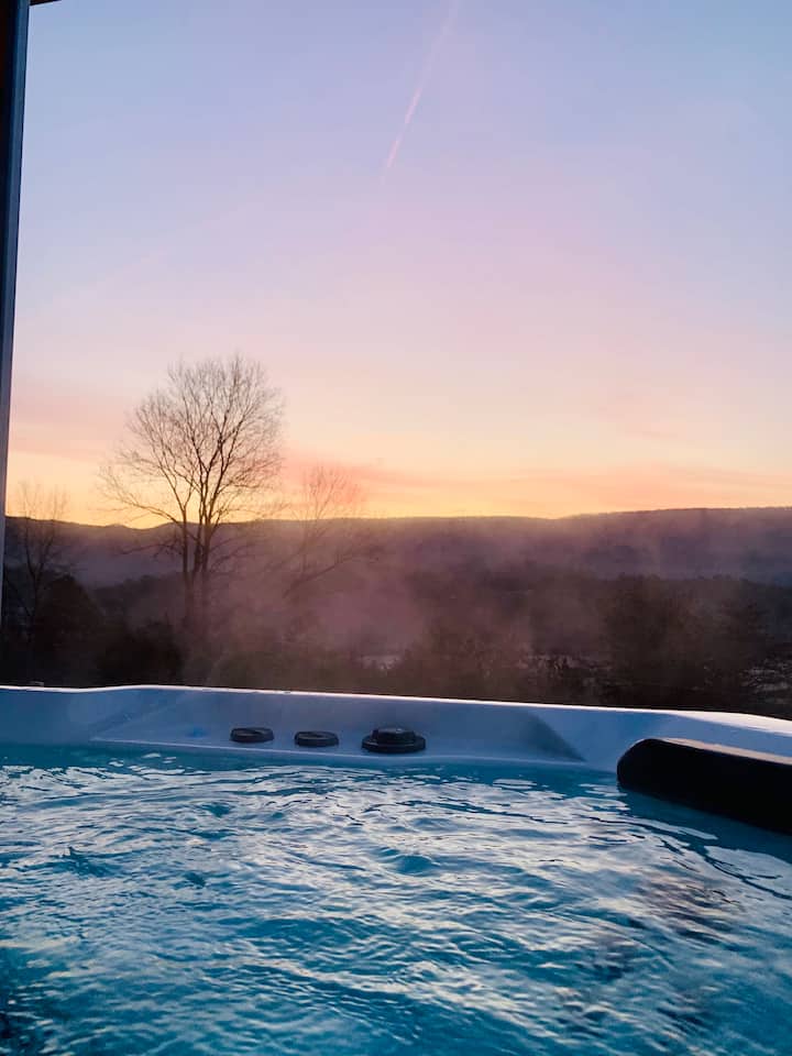 Island In The Sky - Hot Tub, Late Sunday Checkout - Rileyville, VA
