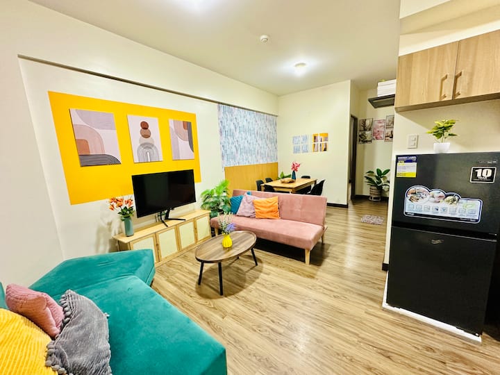 2br Pet-friendly Condo, Free Parking And Balcony - 碧瑤市