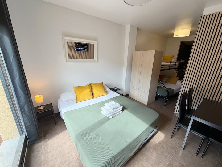 Gran Apartamento Con Terraza Y Mucho Sol - Mataró
