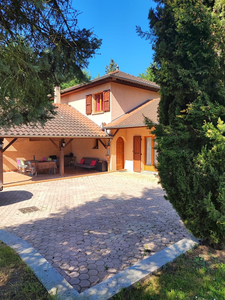 Maison Avec Piscine Privative à Saint Chef - Bourgoin-Jallieu