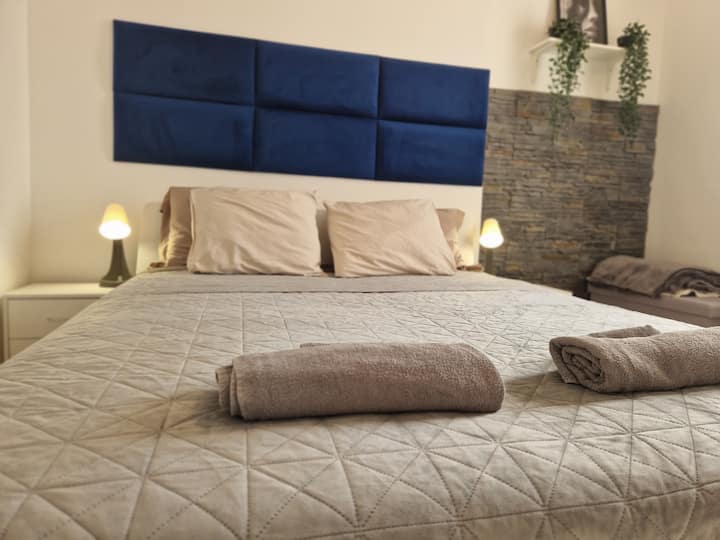 Authentic City Life - 3 Room Downtown Apt. - Budapest