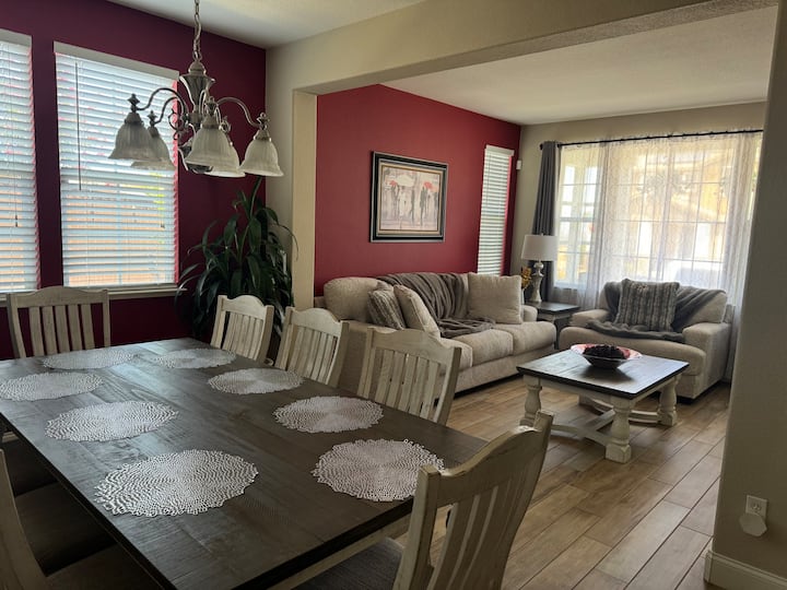 Luxury Master Room Jacuzzi Bath - Pittsburg, CA