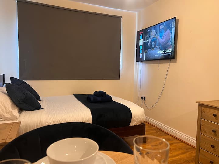 Stylish Studio In Central Luton - Luton