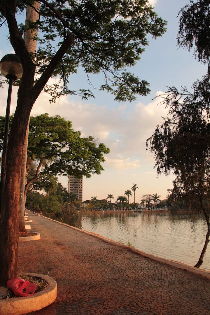 Casa 35c. À 5 Min Do Centro - Ac & Enxoval - Sete Lagoas