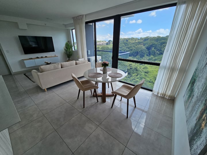 Sunset Serenity:8th Floor A/c With Sunset View - San José