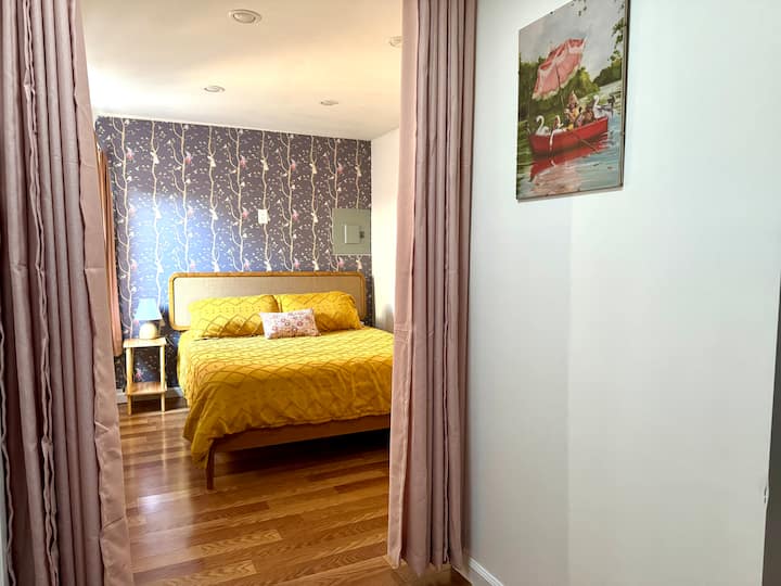 The Bluebird Bungalow, #2 - Burbank, CA