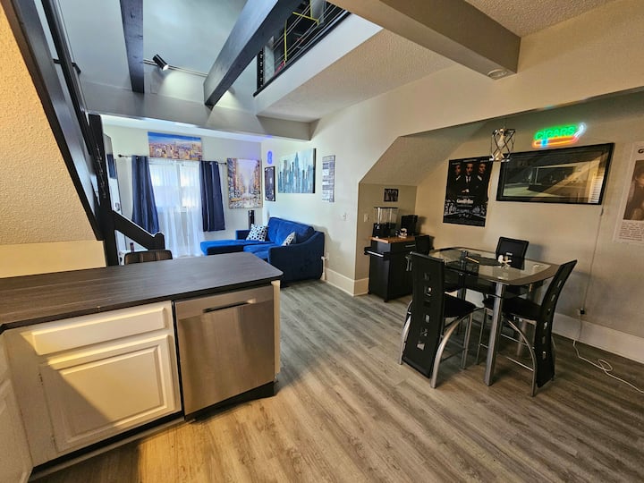 New York City Styled City Loft! - Erie, PA