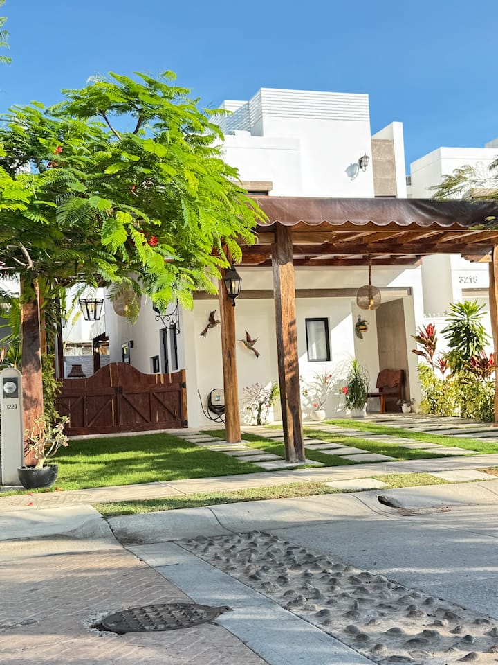 Casa Playa, A Pasos Del Mar - Mazatlán