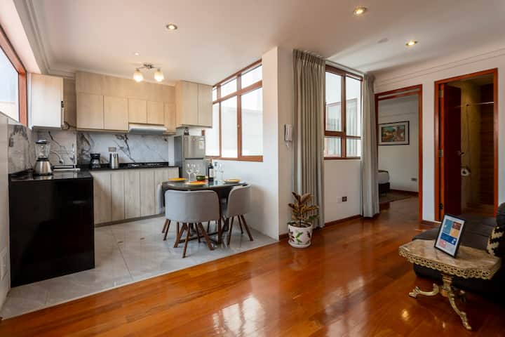 Caminando A 7 Minutos De La Plaza Central - Cusco