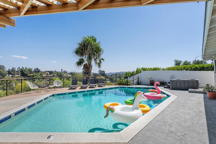 Private&sereneview• Heatedpool •Hottub • Gameroom - Santee, CA