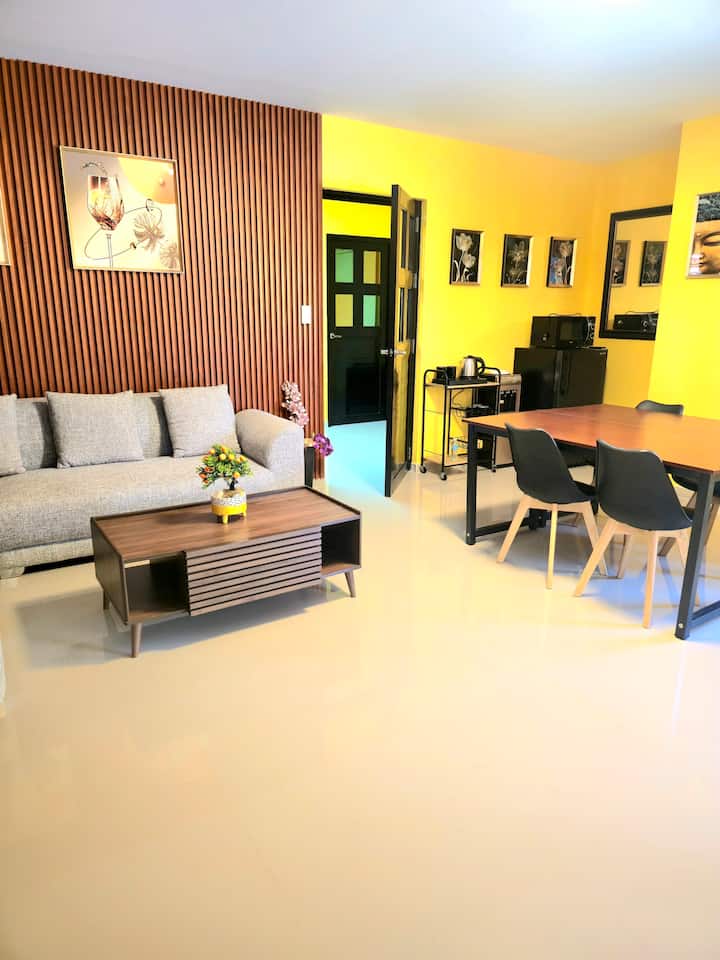 Jenessa's Executive Suite, 90 M², Near Lanuza Bay - Lanuza