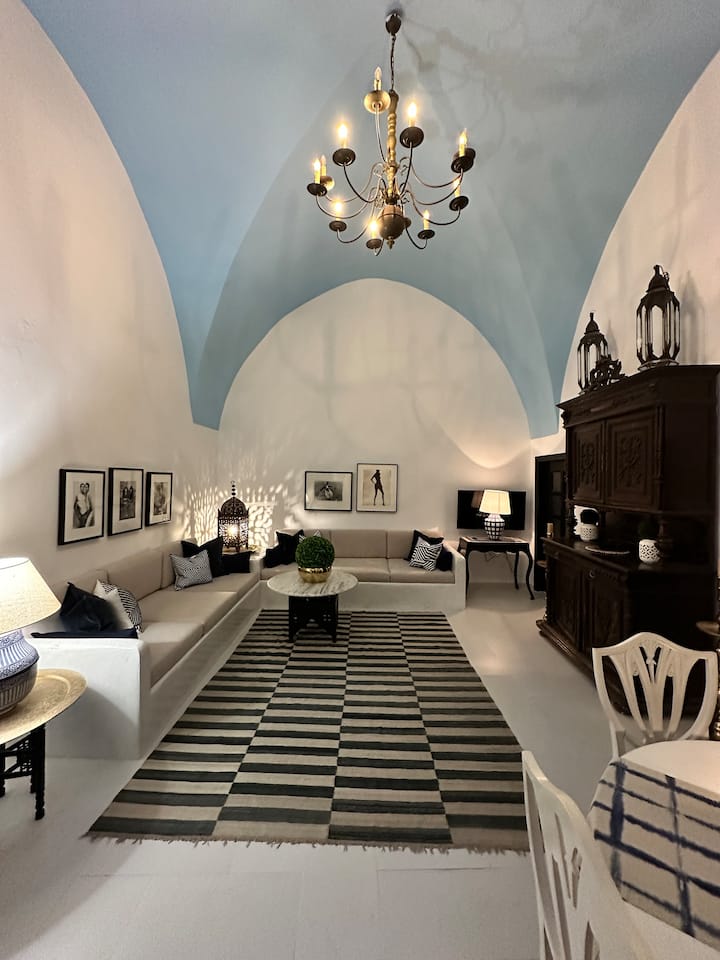Stylish Santorini Living. Relax And Enjoy. - Santorini