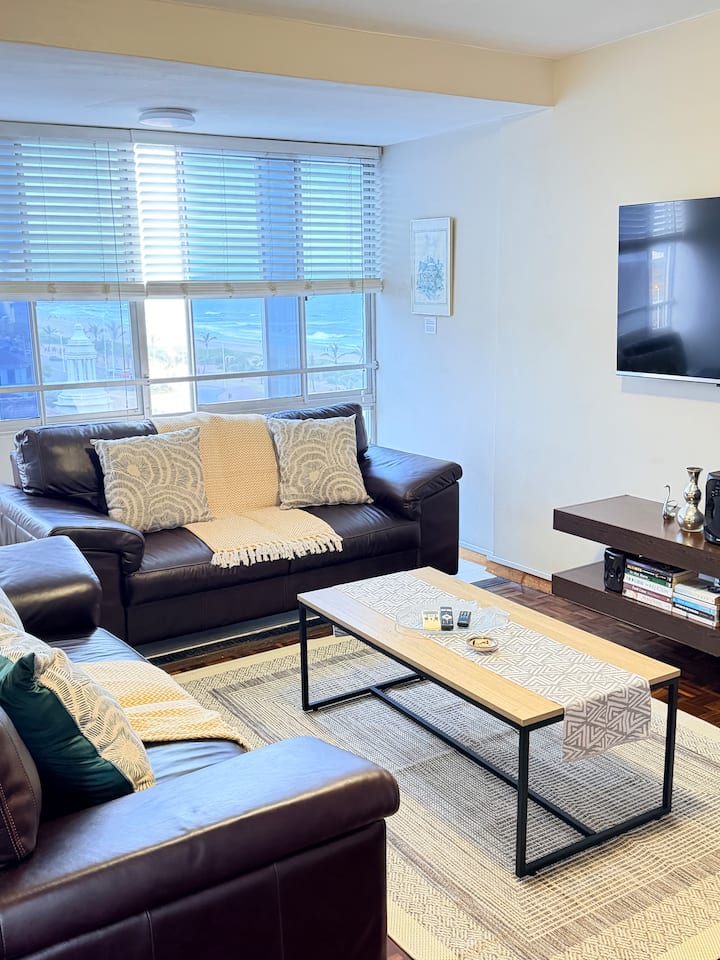 Savannah Breeze Sea View & Escape - Durban