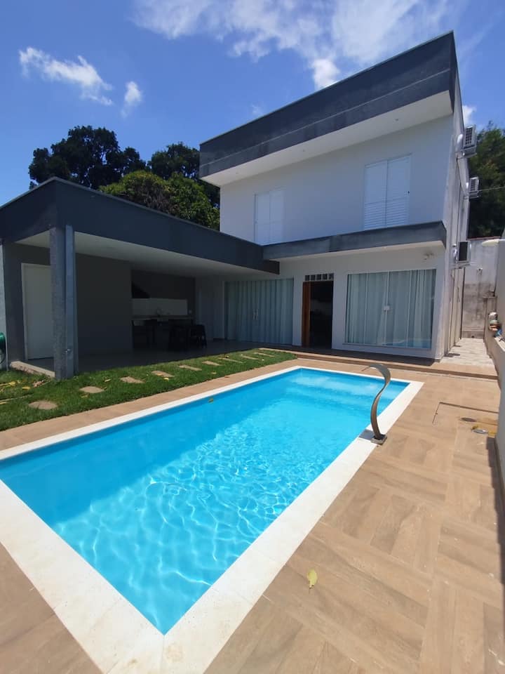 Casa Moderna Com Piscina E Ar Condicionado Em Sjc - São José dos Campos