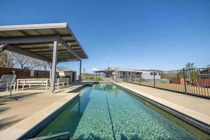 Make A Splash, The Poolhouse, Somerset Sunset - Kilcoy