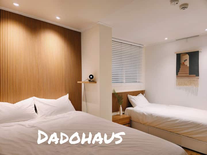 [오픈특가] Dadohaus #독채#마포#공덕역#홍대#신촌#명동#여의도#빔프로젝터#호텔침구 - Seoul
