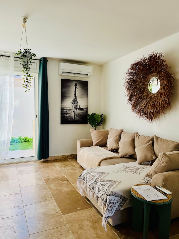 Cocon Jungle Bohème Parking Privé / Lit Bébé - Martigues