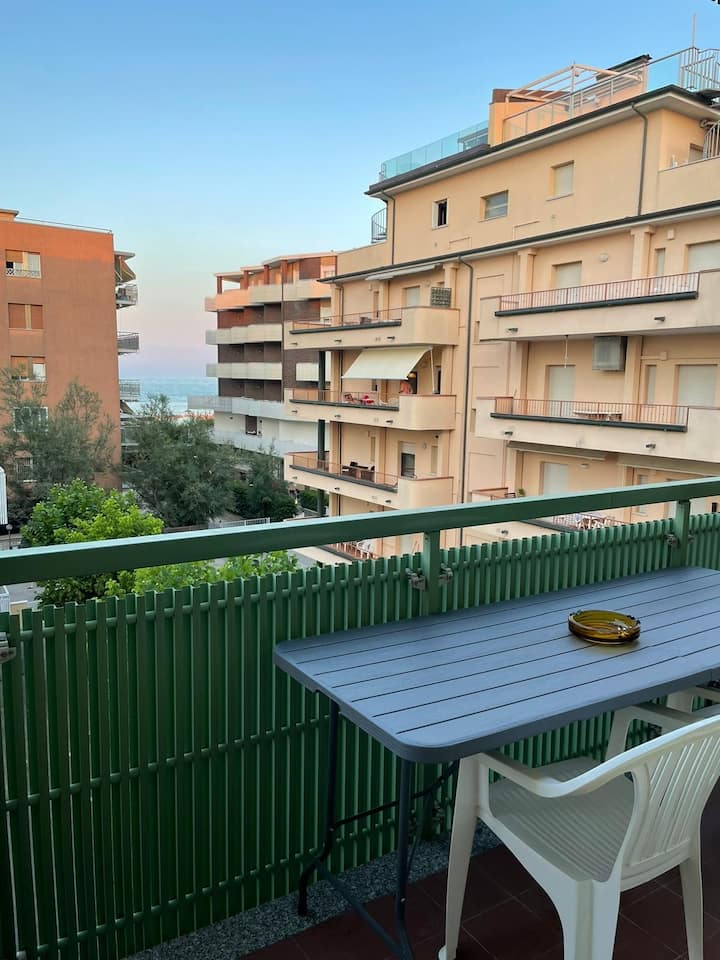 Ampio Appartamento Vista Mare - Milano Marittima