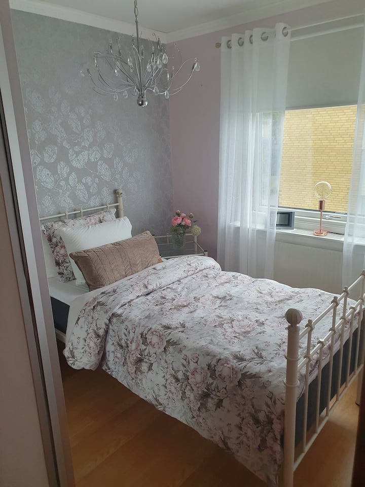 Rum I Radhus - Trollhättan