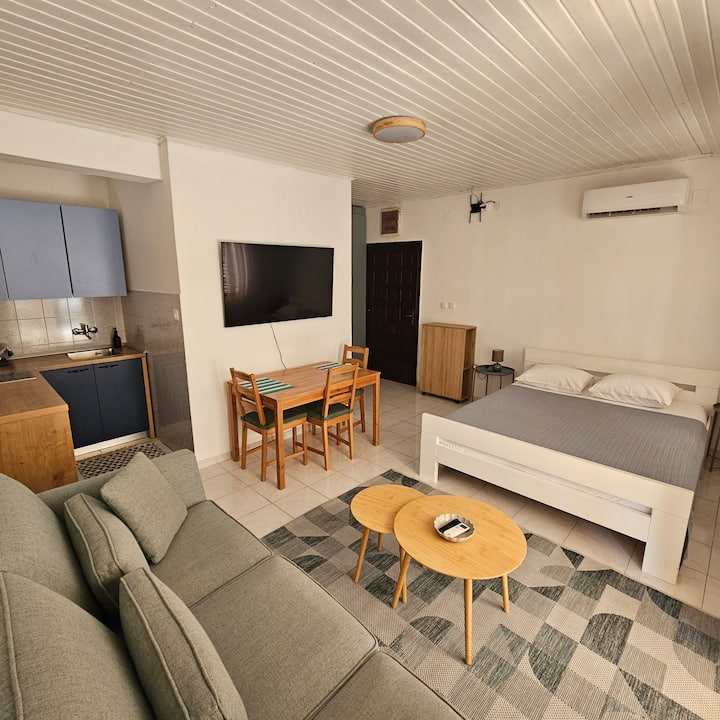 Lola's Appartments - Budva
