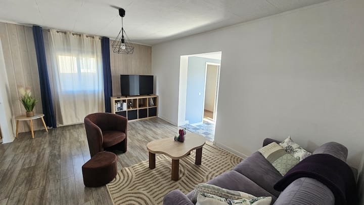 Cosy House - Maison Avec Piscine - Annecy
