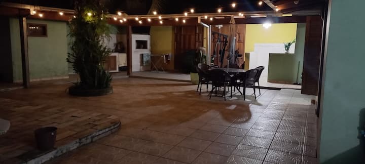 Casa P/ 7 Hóspedes
(Minimo 5 Hóspedes P/ Reservas) - Novo Hamburgo