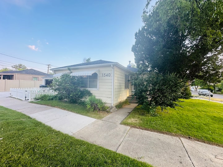 Charming 2 Bed Casper House - Casper, WY