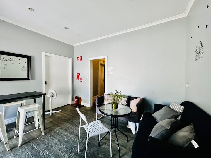 Cozy Living In Melbourne - Kensington