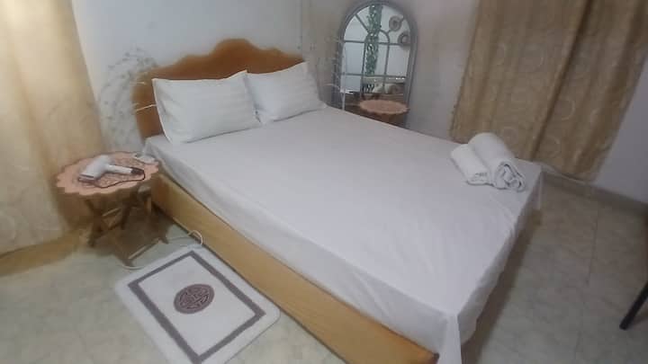 Offer! Studio Near Beach/great Wi-fi/ Free Parking - 阿治曼