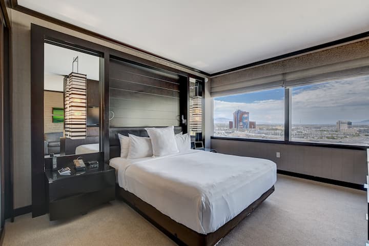 Vdara Hotel Suite, Strip Facing - Las Vegas, NV