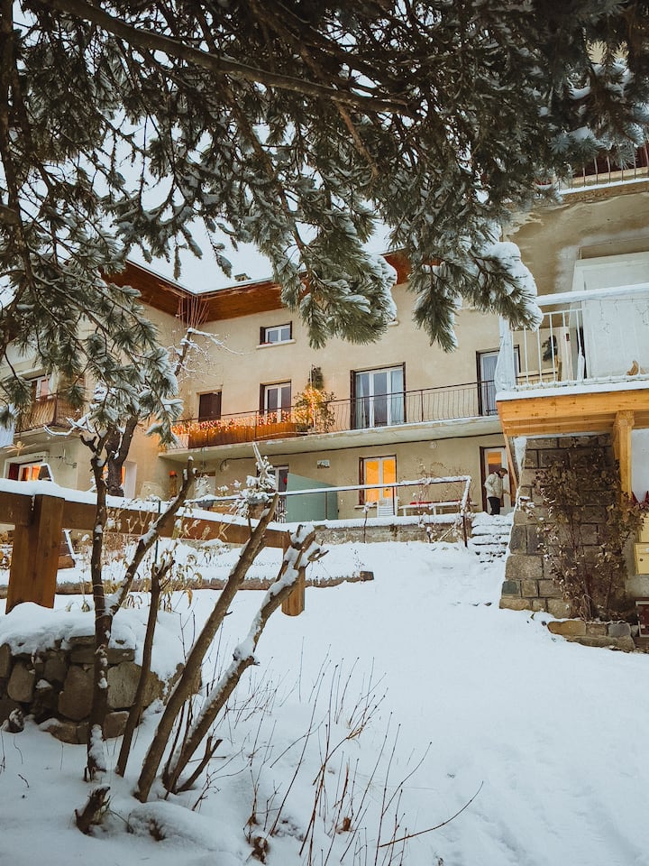Appart De Charme Serre-chevalier Proche Pistes - Briançon