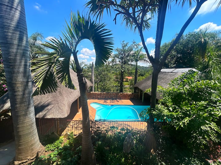 @ Rosie’s On Robin
Luxury & Comfort - Rustenburg