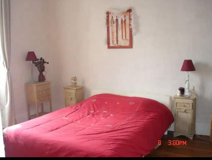 Bel Appartement Lumineux - 香貝裡