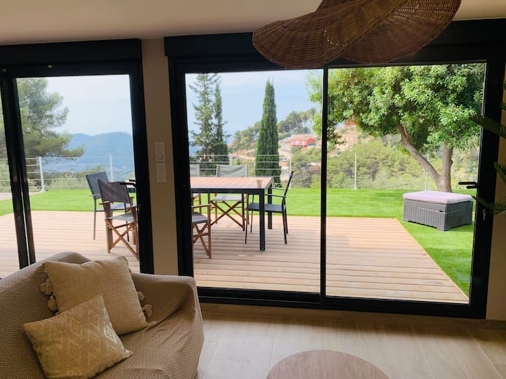 Bas De Villa 3 Pièces Avec Jardin Proche De Nice - Beaulieu-sur-Mer