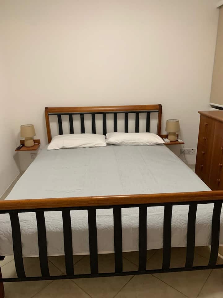 St Julians  Bedroom + Bathroom - マルタ