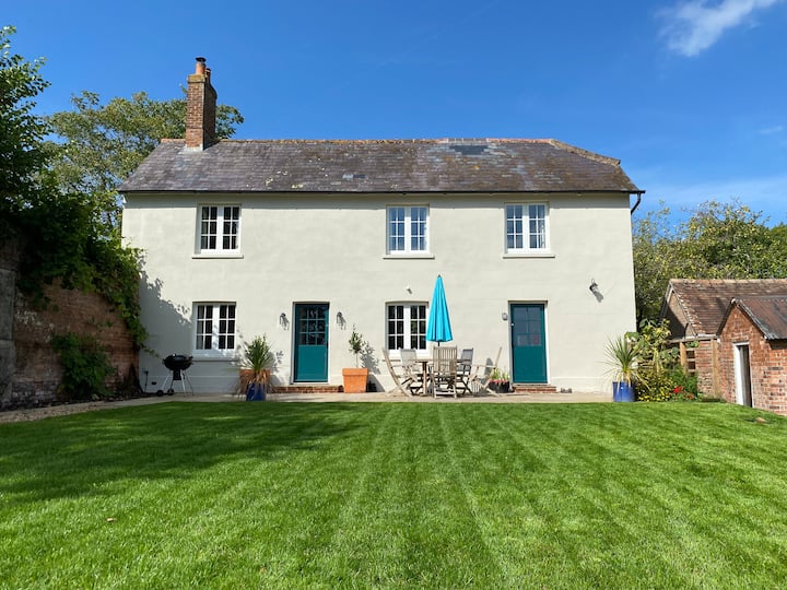 Quiet Comfort In The Countryside - Blandford Forum