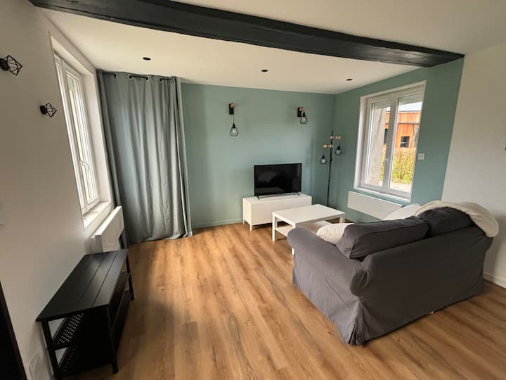 Maison Au Calme Avec Jardin. - Louviers